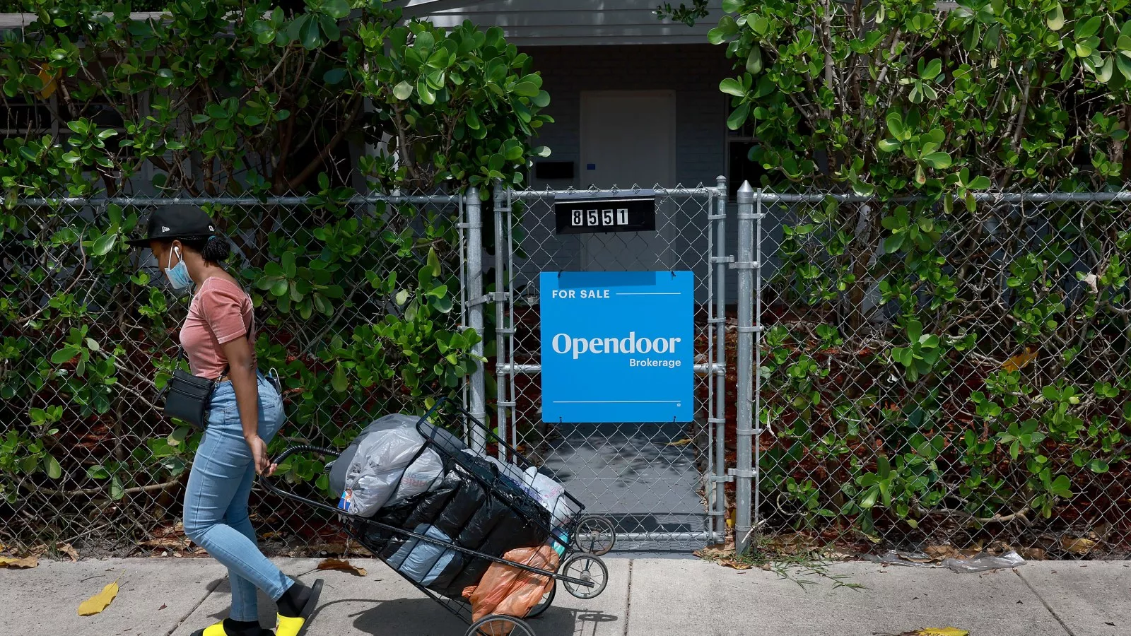 Florida Faces Pileup of Unsold Homes - Serve the Poor